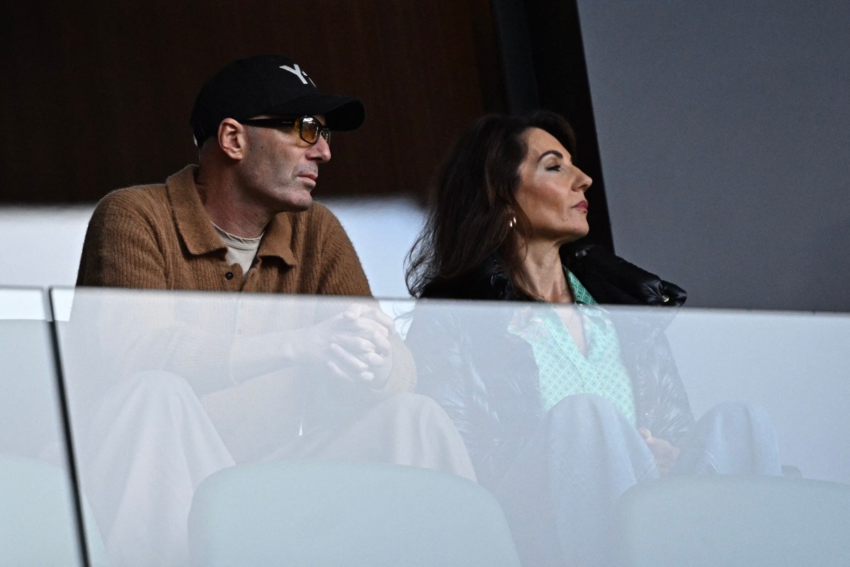 بالفيديو: فرحة 'استثنائية' لزين الدين زيدان بعد هدف الجزائر في كأس أمم ...